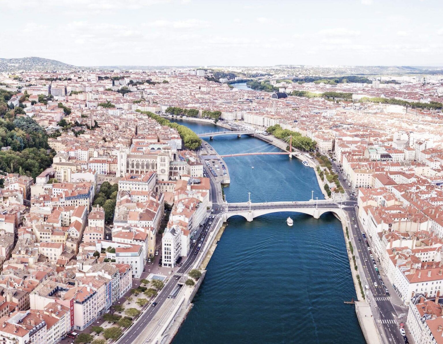 Low Emission Zone Lyon 2026 - Environmental Badge Europe